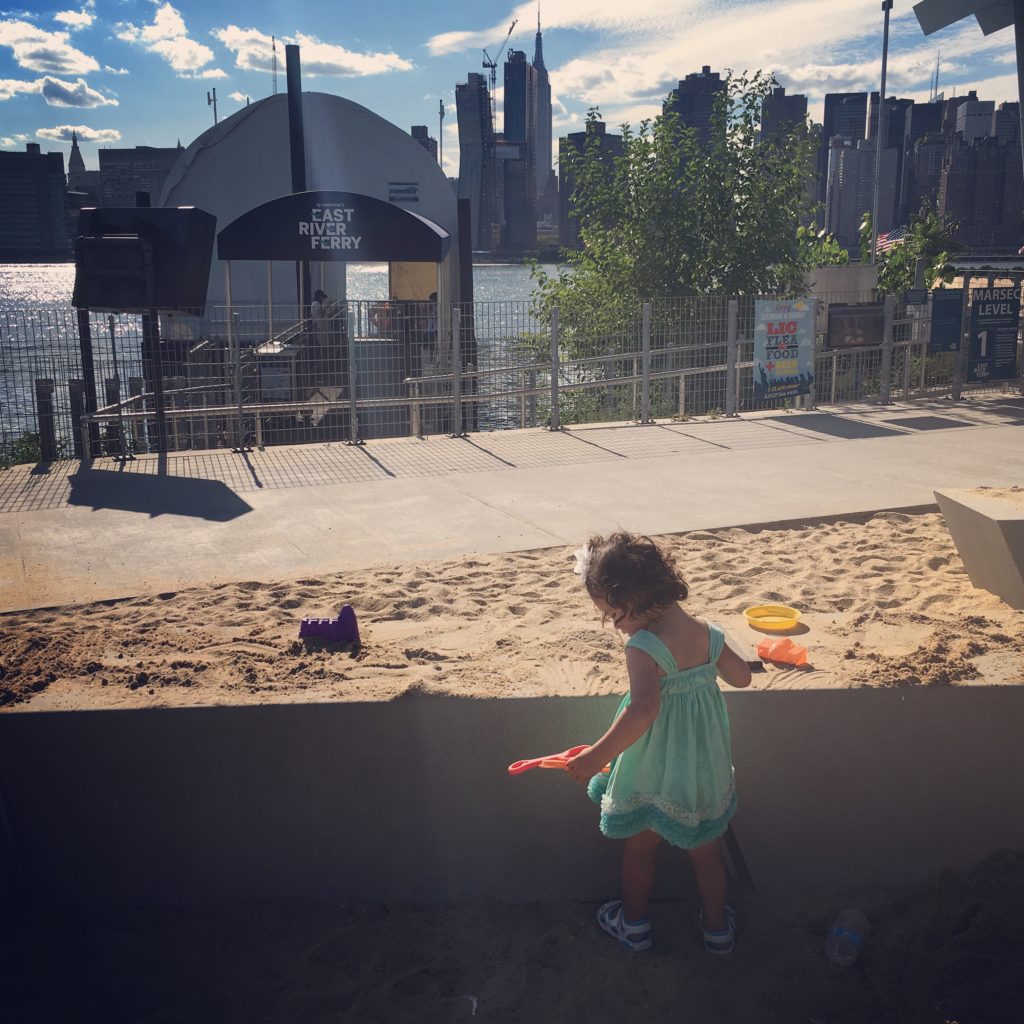 Long Island City - Gantry Plaza State Park & Hunters Point South | NYC ...