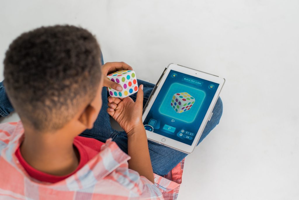 Cube-tastic! Now You Can Enjoy Solving the Rubik's Cube | NYC Tech Mommy
