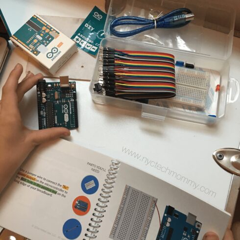 The Ultimate Guide to Planning a Summer of STEM | NYC Tech Mommy