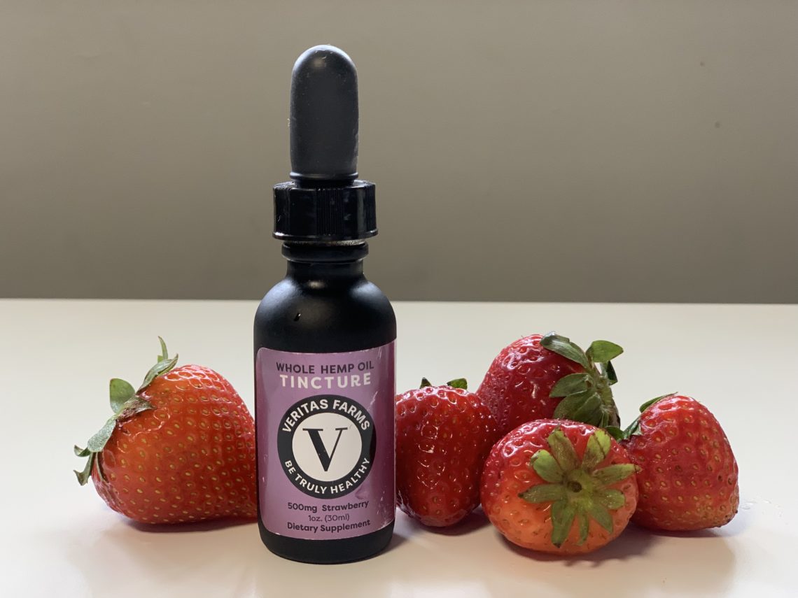 Easy CBD Berry Strawberry Smoothie + Benefits of Using CBD | NYC Tech Mommy